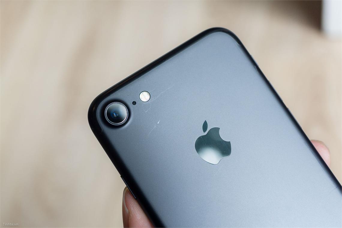 So sánh 3 màu của iPhone 7: Space Grey - Black - Jet Black
