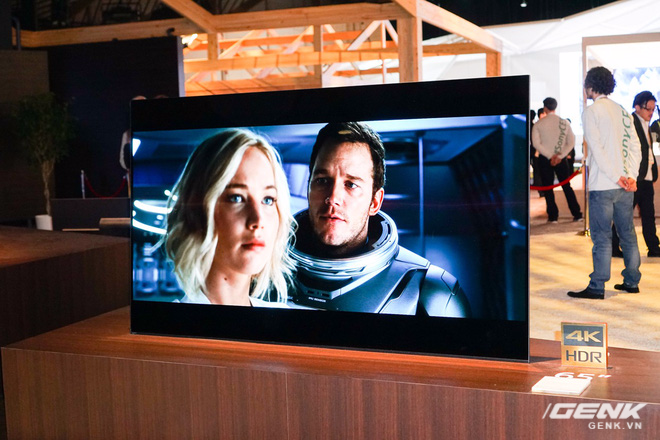 [CES 2018] Cận cảnh dòng sản phẩm TV OLED 4K A8F series của Sony