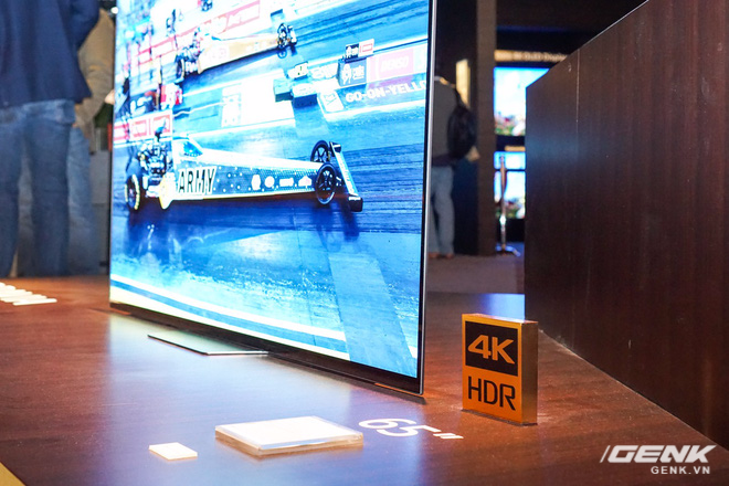 [CES 2018] Cận cảnh dòng sản phẩm TV OLED 4K A8F series của Sony